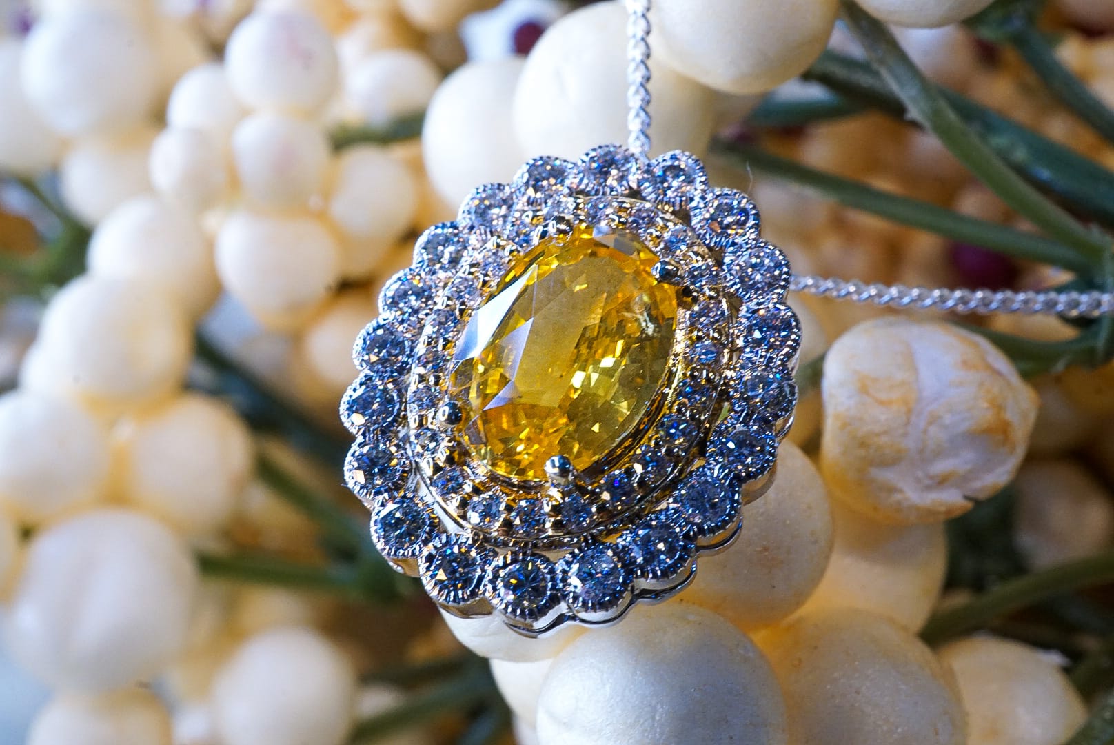 Sunburst Sapphire Pendant - Ceylon Artisans