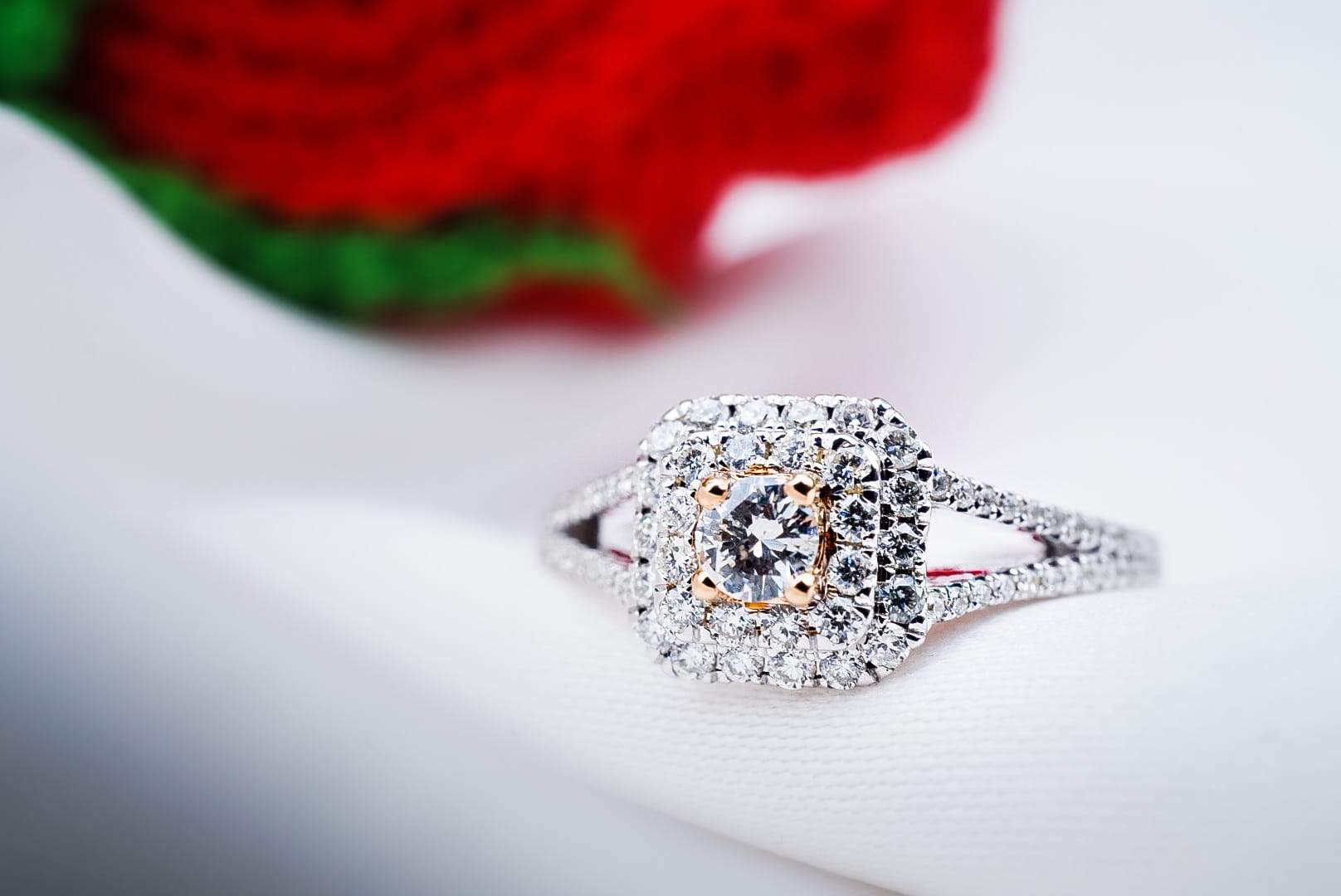 Legacy Heirloom Engagement Ring - Ceylon Artisans